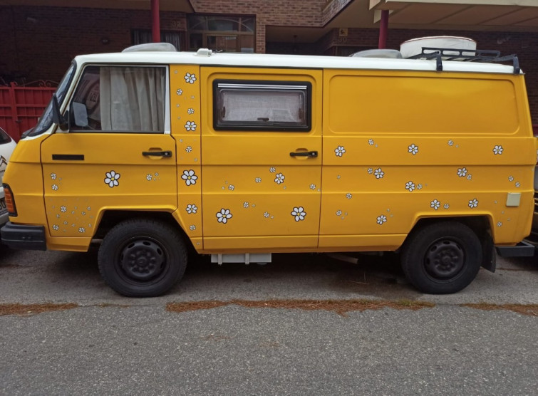 Camper Mercedes Benz Mb140 a la venta por 9.500